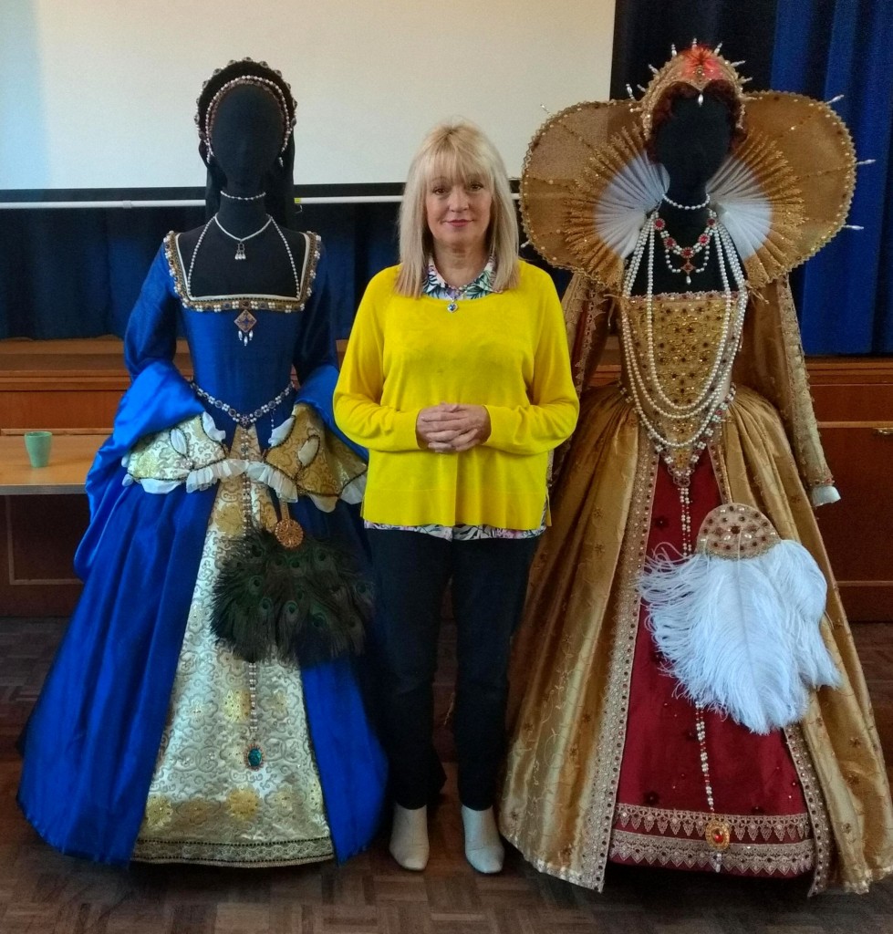 Quilters Guild - Julia Renaissance Costumes